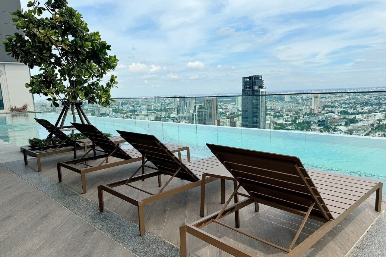 The Quarter by UHG｜UHG拉查於丁四分之一酒店：恰圖恰市集附近，高性價比的住宿選擇 - 愛旅誌